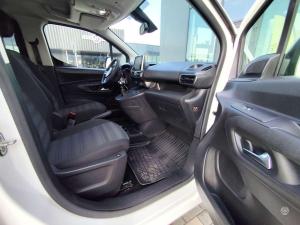 White Opel Combo 2020 in Siauliai, with an engine capacity of 1.50 L and mileage of 226 thousand km for 12950 €, photo 17 on AUTOMOTO.COM.LV
