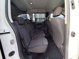White Opel Combo 2020 in Siauliai, with an engine capacity of 1.50 L and mileage of 226 thousand km for 12950 €, photo 18 on AUTOMOTO.COM.LV