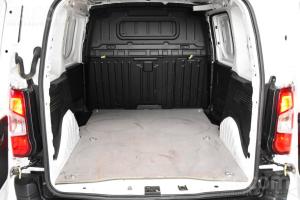 White Opel Combo 2021 in Riga, with an engine capacity of 1.50 L and mileage of 168 thousand km for 8990 €, photo 17 on AUTOMOTO.COM.LV