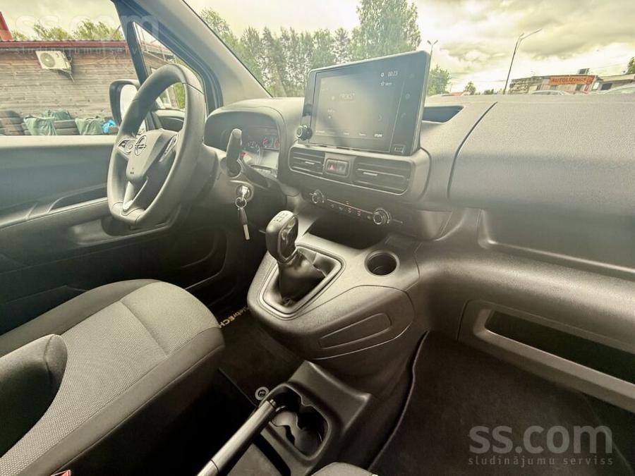 Balts Opel Combo 2021 Rīga, ar dzinēja tilpumu 1.50 L un nobraukumu 0 tūkst. km par 9990 €, foto 11 vietnē AUTOMOTO.COM.LV