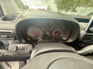 Balts Opel Combo 2021 Rīga, ar dzinēja tilpumu 1.50 L un nobraukumu 0 tūkst. km par 9990 €, foto 17 vietnē AUTOMOTO.COM.LV