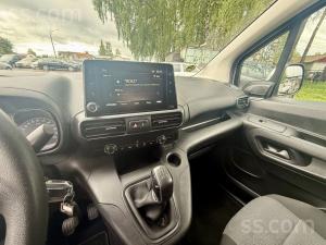 Balts Opel Combo 2021 Rīga, ar dzinēja tilpumu 1.50 L un nobraukumu 0 tūkst. km par 9990 €, foto 19 vietnē AUTOMOTO.COM.LV