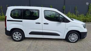 Balts Opel Combo 2021 Viļņa, ar dzinēja tilpumu 1.50 L un nobraukumu 204 tūkst. km par 8450 €, foto 7 vietnē AUTOMOTO.COM.LV