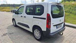 Balts Opel Combo 2021 Viļņa, ar dzinēja tilpumu 1.50 L un nobraukumu 204 tūkst. km par 8450 €, foto 12 vietnē AUTOMOTO.COM.LV