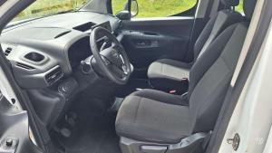 Balts Opel Combo 2021 Viļņa, ar dzinēja tilpumu 1.50 L un nobraukumu 204 tūkst. km par 8450 €, foto 14 vietnē AUTOMOTO.COM.LV