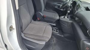 Balts Opel Combo 2021 Viļņa, ar dzinēja tilpumu 1.50 L un nobraukumu 204 tūkst. km par 8450 €, foto 21 vietnē AUTOMOTO.COM.LV