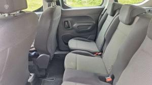 Balts Opel Combo 2021 Viļņa, ar dzinēja tilpumu 1.50 L un nobraukumu 204 tūkst. km par 8450 €, foto 31 vietnē AUTOMOTO.COM.LV