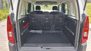 Balts Opel Combo 2021 Viļņa, ar dzinēja tilpumu 1.50 L un nobraukumu 204 tūkst. km par 8450 €, foto 32 vietnē AUTOMOTO.COM.LV