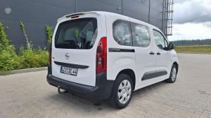 Balts Opel Combo 2021 Viļņa, ar dzinēja tilpumu 1.50 L un nobraukumu 204 tūkst. km par 8450 €, foto 37 vietnē AUTOMOTO.COM.LV