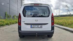 Balts Opel Combo 2021 Viļņa, ar dzinēja tilpumu 1.50 L un nobraukumu 204 tūkst. km par 8450 €, foto 38 vietnē AUTOMOTO.COM.LV