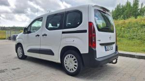 Balts Opel Combo 2021 Viļņa, ar dzinēja tilpumu 1.50 L un nobraukumu 204 tūkst. km par 8450 €, foto 39 vietnē AUTOMOTO.COM.LV