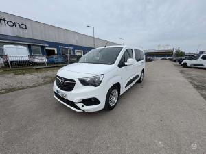 White Opel Combo 2021 in Radviliskis, with an engine capacity of 1.20 L and mileage of 156 thousand km for 6700 €, photo 3 on AUTOMOTO.COM.LV