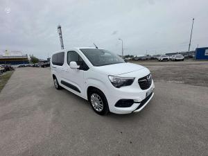 White Opel Combo 2021 in Radviliskis, with an engine capacity of 1.20 L and mileage of 156 thousand km for 6700 €, photo 5 on AUTOMOTO.COM.LV
