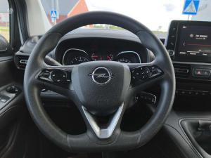 White Opel Combo 2021 in Siauliai, with an engine capacity of 1.50 L and mileage of 202 thousand km for 10800 €, photo 15 on AUTOMOTO.COM.LV