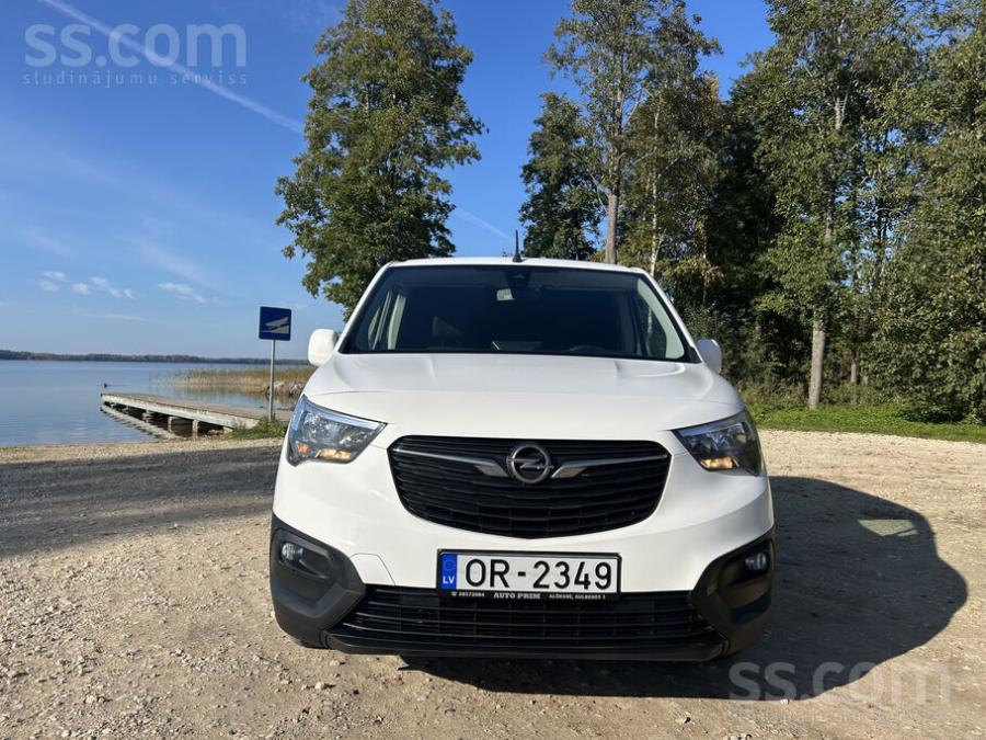 Balts Opel Combo 2021 Alūksne, ar dzinēja tilpumu 1.50 L un nobraukumu 0 tūkst. km par 7550 €, foto 8 vietnē AUTOMOTO.COM.LV