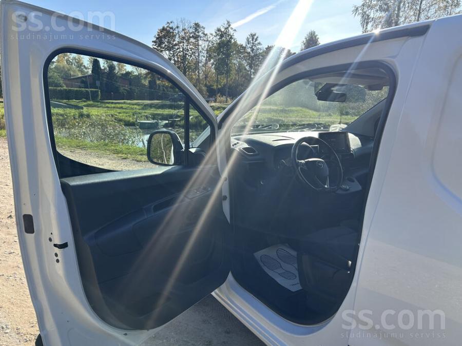 Balts Opel Combo 2021 Alūksne, ar dzinēja tilpumu 1.50 L un nobraukumu 0 tūkst. km par 7550 €, foto 11 vietnē AUTOMOTO.COM.LV