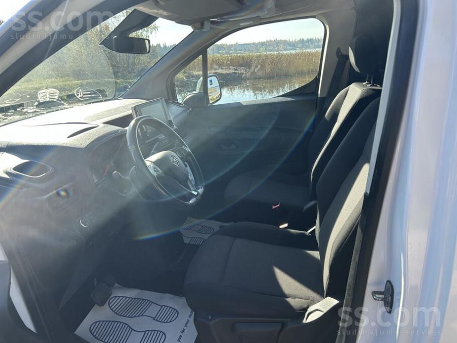 Balts Opel Combo 2021 Alūksne, ar dzinēja tilpumu 1.50 L un nobraukumu 0 tūkst. km par 7550 €, foto 13 vietnē AUTOMOTO.COM.LV