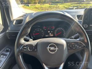 Balts Opel Combo 2021 Alūksne, ar dzinēja tilpumu 1.50 L un nobraukumu 0 tūkst. km par 7550 €, foto 16 vietnē AUTOMOTO.COM.LV