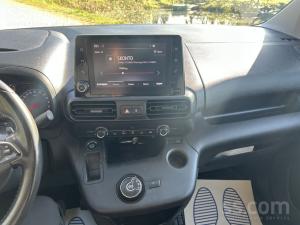 Balts Opel Combo 2021 Alūksne, ar dzinēja tilpumu 1.50 L un nobraukumu 0 tūkst. km par 7550 €, foto 21 vietnē AUTOMOTO.COM.LV