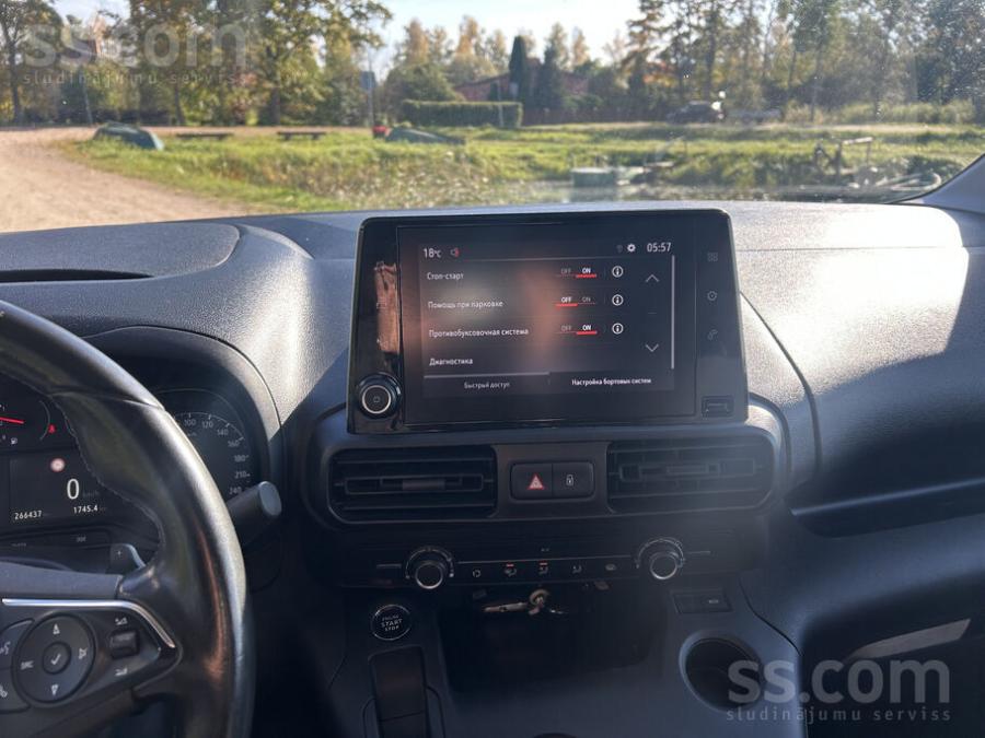 Balts Opel Combo 2021 Alūksne, ar dzinēja tilpumu 1.50 L un nobraukumu 0 tūkst. km par 7550 €, foto 22 vietnē AUTOMOTO.COM.LV