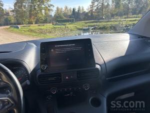 Balts Opel Combo 2021 Alūksne, ar dzinēja tilpumu 1.50 L un nobraukumu 0 tūkst. km par 7550 €, foto 25 vietnē AUTOMOTO.COM.LV