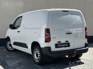 Balts Opel Combo 2022 Rīga, ar dzinēja tilpumu 1.50 L un nobraukumu 128 tūkst. km par 10950 €, foto 7 vietnē AUTOMOTO.COM.LV
