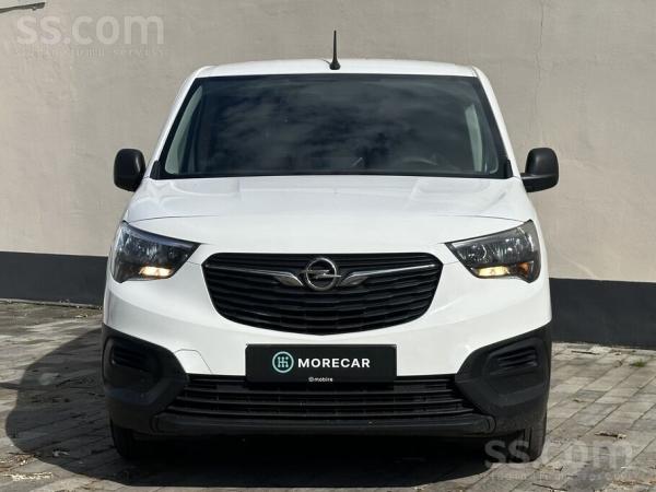 Balts Opel Combo 2022 Rīga, ar dzinēja tilpumu 1.50 L un nobraukumu 173 tūkst. km par 11550 €, foto 3 vietnē AUTOMOTO.COM.LV