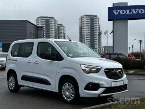 Balts Opel Combo 2023 Rīga, ar dzinēja tilpumu 1.50 L un nobraukumu 14 tūkst. km par 15500 €, foto 1 vietnē AUTOMOTO.COM.LV