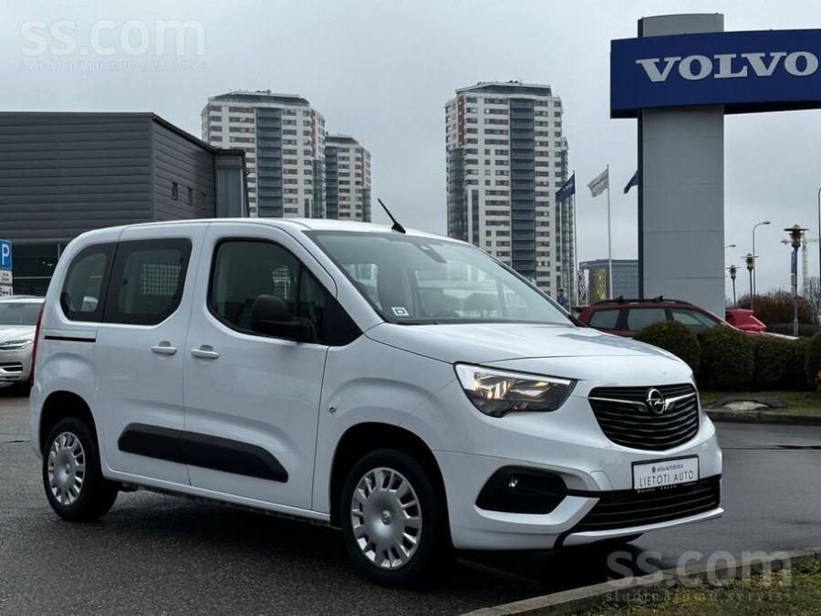 Balts Opel Combo 2023 Rīga, ar dzinēja tilpumu 1.50 L un nobraukumu 14 tūkst. km par 15500 €, foto 1 vietnē AUTOMOTO.COM.LV