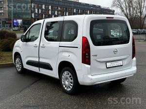 Balts Opel Combo 2023 Rīga, ar dzinēja tilpumu 1.50 L un nobraukumu 14 tūkst. km par 15500 €, foto 4 vietnē AUTOMOTO.COM.LV