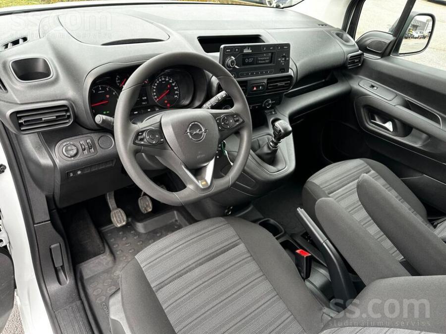 Balts Opel Combo 2023 Rīga, ar dzinēja tilpumu 1.50 L un nobraukumu 14 tūkst. km par 15500 €, foto 8 vietnē AUTOMOTO.COM.LV