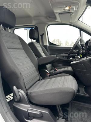 Balts Opel Combo 2023 Rīga, ar dzinēja tilpumu 1.50 L un nobraukumu 14 tūkst. km par 15500 €, foto 16 vietnē AUTOMOTO.COM.LV