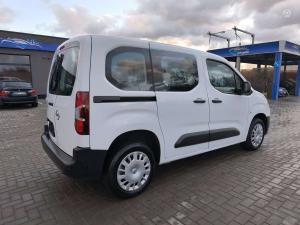 Balts Opel Combo 2023 Tauragė, ar dzinēja tilpumu 1.50 L un nobraukumu 128 tūkst. km par 8200 €, foto 4 vietnē AUTOMOTO.COM.LV
