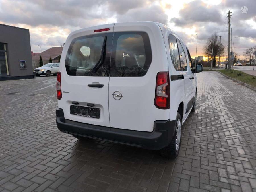 Balts Opel Combo 2023 Tauragė, ar dzinēja tilpumu 1.50 L un nobraukumu 128 tūkst. km par 8200 €, foto 6 vietnē AUTOMOTO.COM.LV
