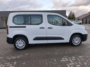 Balts Opel Combo 2023 Tauragė, ar dzinēja tilpumu 1.50 L un nobraukumu 128 tūkst. km par 8200 €, foto 12 vietnē AUTOMOTO.COM.LV