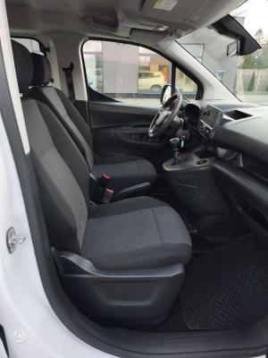 Balts Opel Combo 2023 Tauragė, ar dzinēja tilpumu 1.50 L un nobraukumu 128 tūkst. km par 8200 €, foto 32 vietnē AUTOMOTO.COM.LV