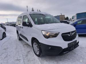 Balts Opel Combo 2023 Tauragė, ar dzinēja tilpumu 1.50 L un nobraukumu 128 tūkst. km par 8000 €, foto  vietnē AUTOMOTO.COM.LV