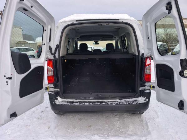 Balts Opel Combo 2023 Tauragė, ar dzinēja tilpumu 1.50 L un nobraukumu 128 tūkst. km par 8000 €, foto 10 vietnē AUTOMOTO.COM.LV
