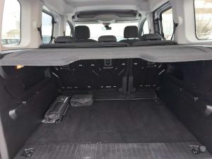 Balts Opel Combo 2023 Tauragė, ar dzinēja tilpumu 1.50 L un nobraukumu 128 tūkst. km par 8000 €, foto 13 vietnē AUTOMOTO.COM.LV