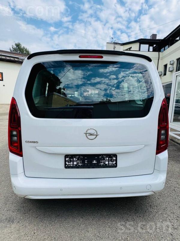 Balts Opel Combo 2023 Rīga, ar dzinēja tilpumu 1.70 L un nobraukumu 43 tūkst. km par 19800 €, foto 6 vietnē AUTOMOTO.COM.LV