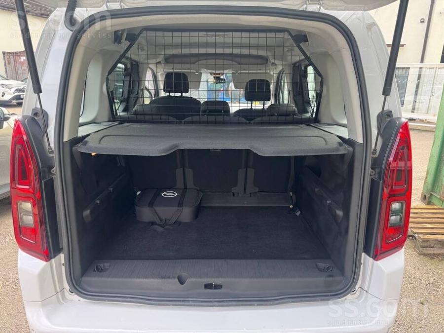 Balts Opel Combo 2023 Rīga, ar dzinēja tilpumu 1.70 L un nobraukumu 43 tūkst. km par 19800 €, foto 16 vietnē AUTOMOTO.COM.LV