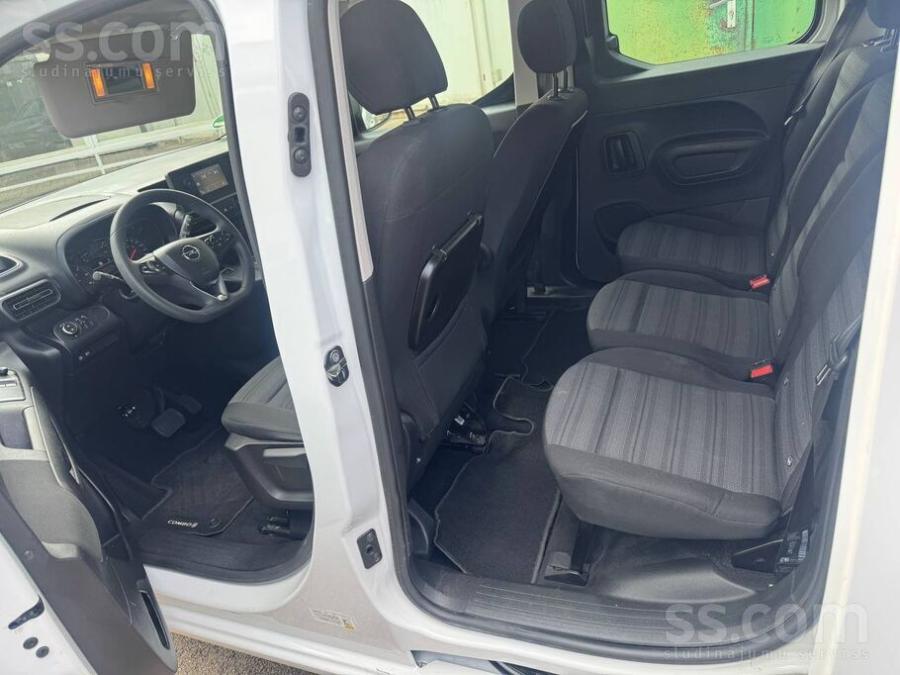 Balts Opel Combo 2023 Rīga, ar dzinēja tilpumu 1.70 L un nobraukumu 43 tūkst. km par 19800 €, foto 18 vietnē AUTOMOTO.COM.LV