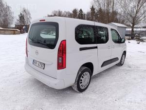 White Opel Combo 2024 in Riga, with an engine capacity of 1.50 L and mileage of 54 thousand km for 18500 €, photo 9 on AUTOMOTO.COM.LV