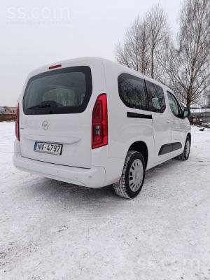 White Opel Combo 2024 in Riga, with an engine capacity of 1.50 L and mileage of 54 thousand km for 18500 €, photo 10 on AUTOMOTO.COM.LV