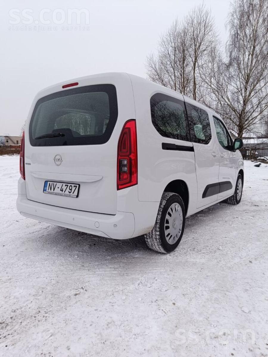 White Opel Combo 2024 in Riga, with an engine capacity of 1.50 L and mileage of 54 thousand km for 18500 €, photo 10 on AUTOMOTO.COM.LV