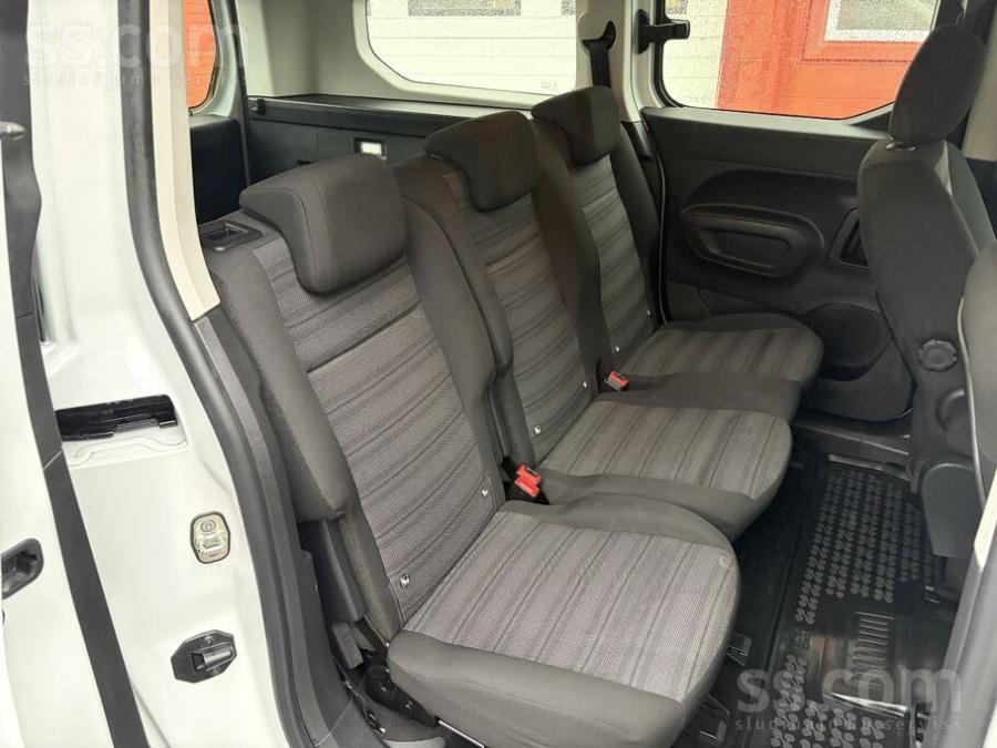 Balts Opel Combo 2024 Rīga, ar dzinēja tilpumu 1.50 L un nobraukumu 70 tūkst. km par 15800 €, foto 7 vietnē AUTOMOTO.COM.LV