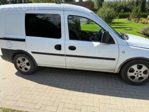 Balts Opel Combo 2010 Jelgava, ar dzinēja tilpumu 1.70 L un nobraukumu 258 tūkst. km par 1300 €, foto 4 vietnē AUTOMOTO.COM.LV