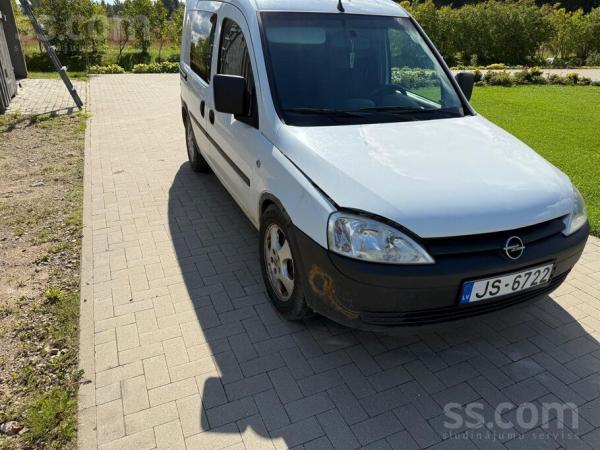 Balts Opel Combo 2010 Jelgava, ar dzinēja tilpumu 1.70 L un nobraukumu 258 tūkst. km par 1300 €, foto 5 vietnē AUTOMOTO.COM.LV