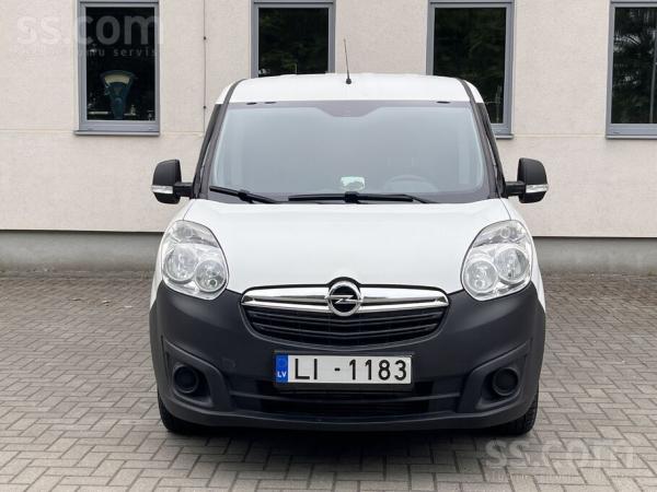Balts Opel Combo 2017 Jelgava, ar dzinēja tilpumu 1.30 L un nobraukumu 152 tūkst. km par 4990 €, foto 2 vietnē AUTOMOTO.COM.LV