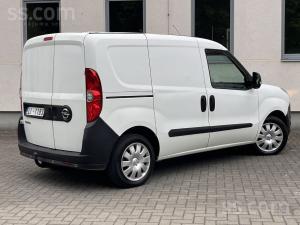 Balts Opel Combo 2017 Jelgava, ar dzinēja tilpumu 1.30 L un nobraukumu 152 tūkst. km par 4990 €, foto 5 vietnē AUTOMOTO.COM.LV